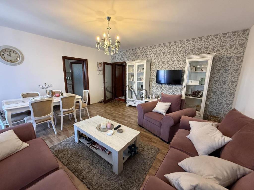 Samostalna porodična vila 266 m², Irig