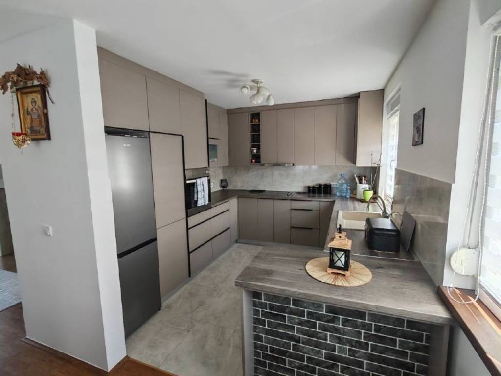 Samostalna porodična vila 107 m², novo, Stari Banovci, Stara Pazova
