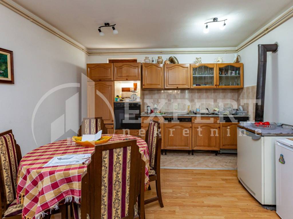 Samostalna porodična vila Apelovac, Niš