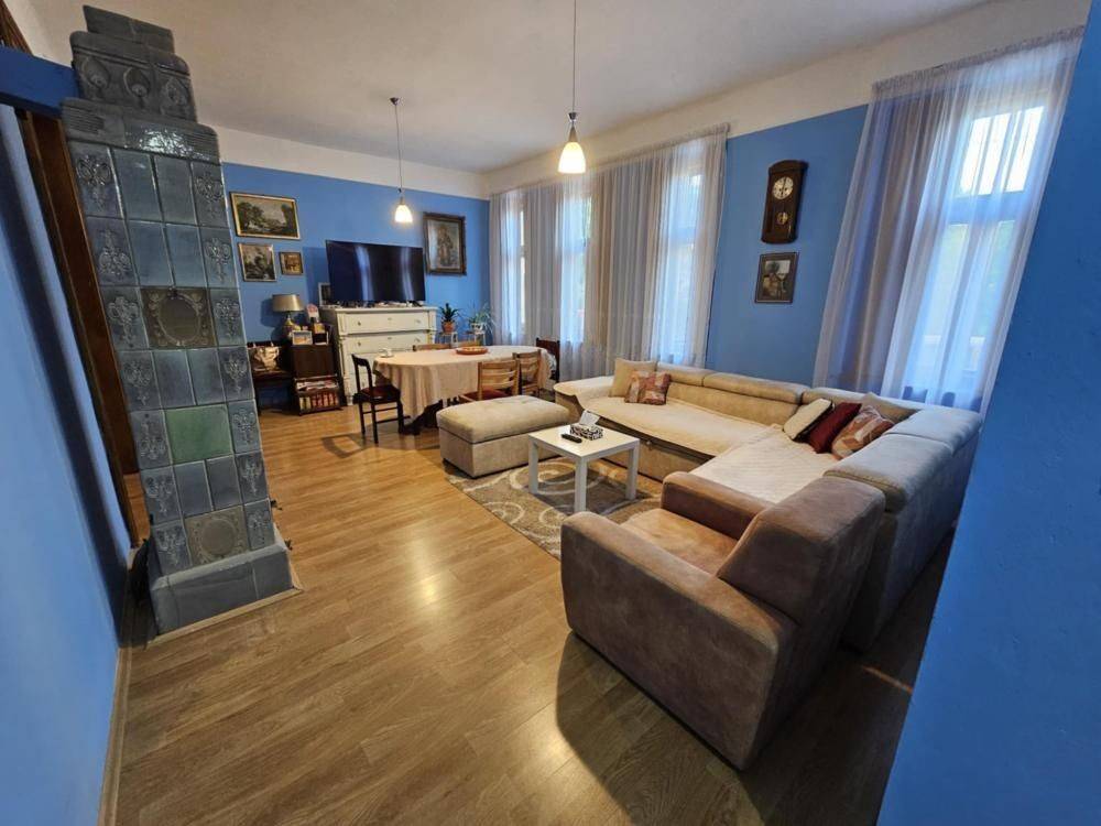 Samostalna porodična kuća 138 m², odlično stanje, Centar 1, Subotica