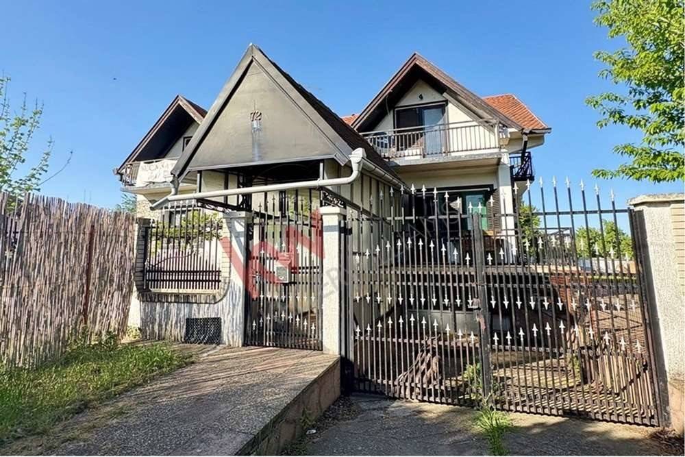 Samostalna porodična vila Novosadska, Stara Pazova