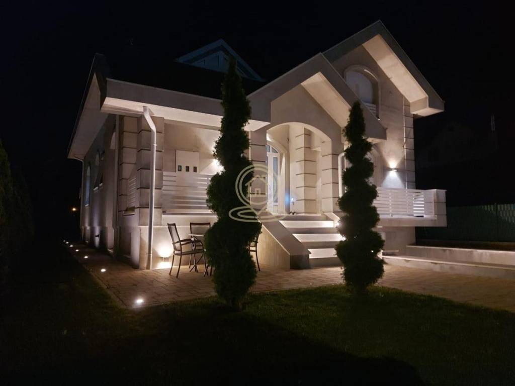 Samostalna porodična vila Dušana Jerkovića, Centar, Inđija