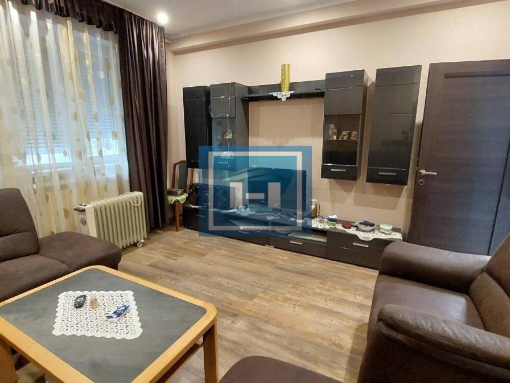 Dvosobni stan u dobrom stanju, prizemlje, Despotovac