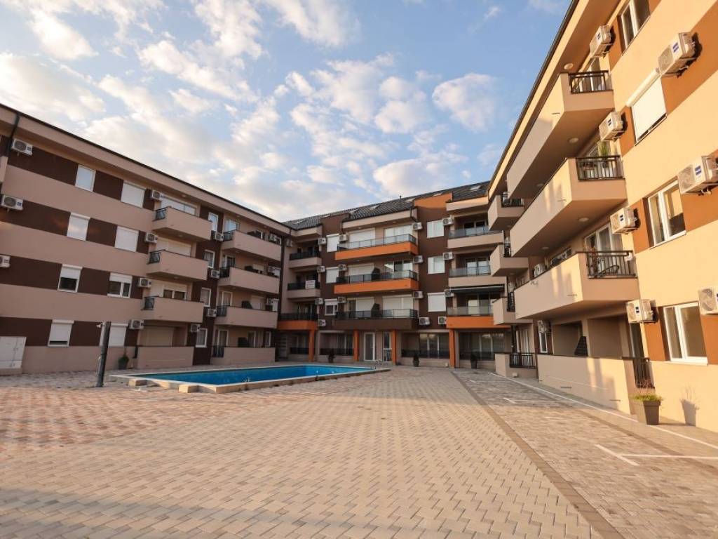 Dvosobni stan novo, drugi sprat, Veliko Gradište