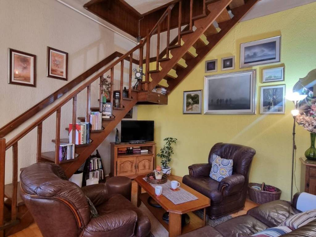 Četvorosobni stan 93 m², Centar 1, Subotica