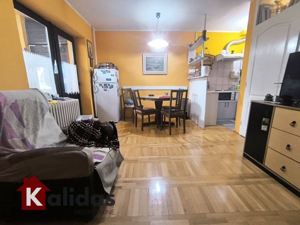 Jednosoban stan prizemlje, Grbavica, Novi Sad