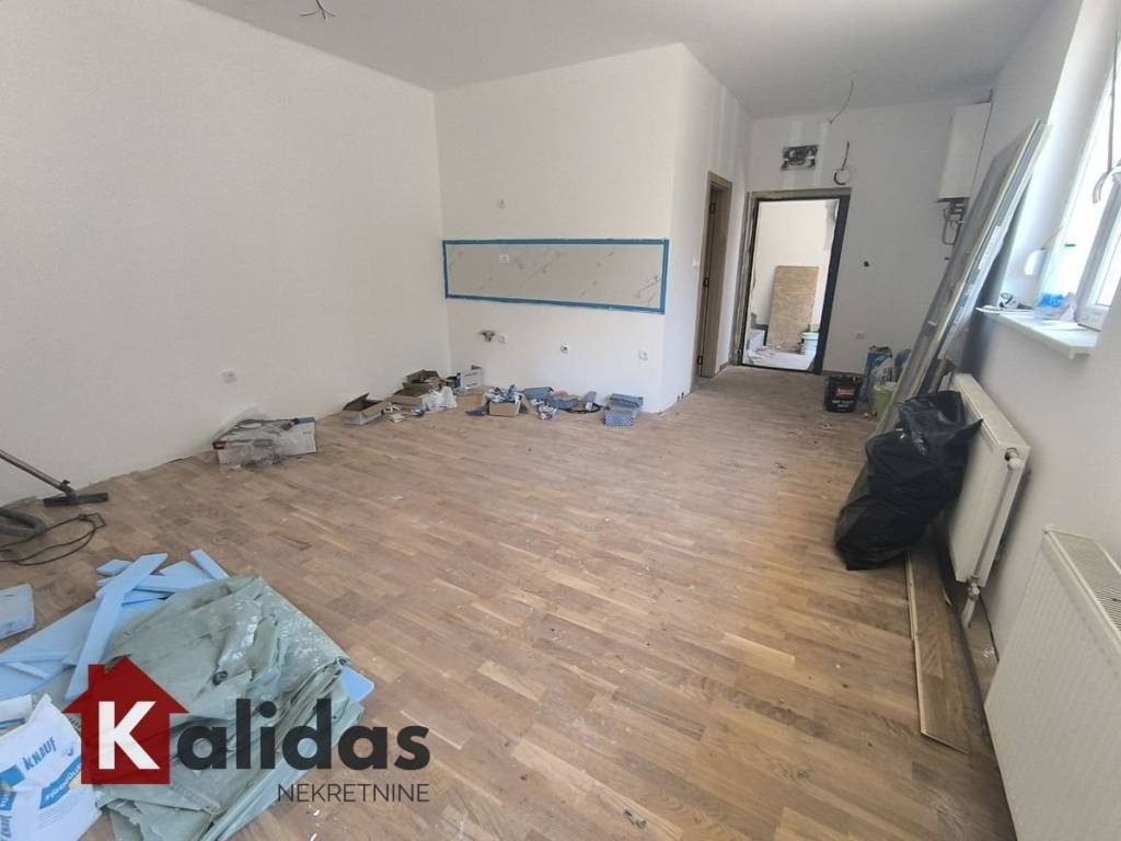 Dvosobni stan prizemlje, Adice, Novi Sad
