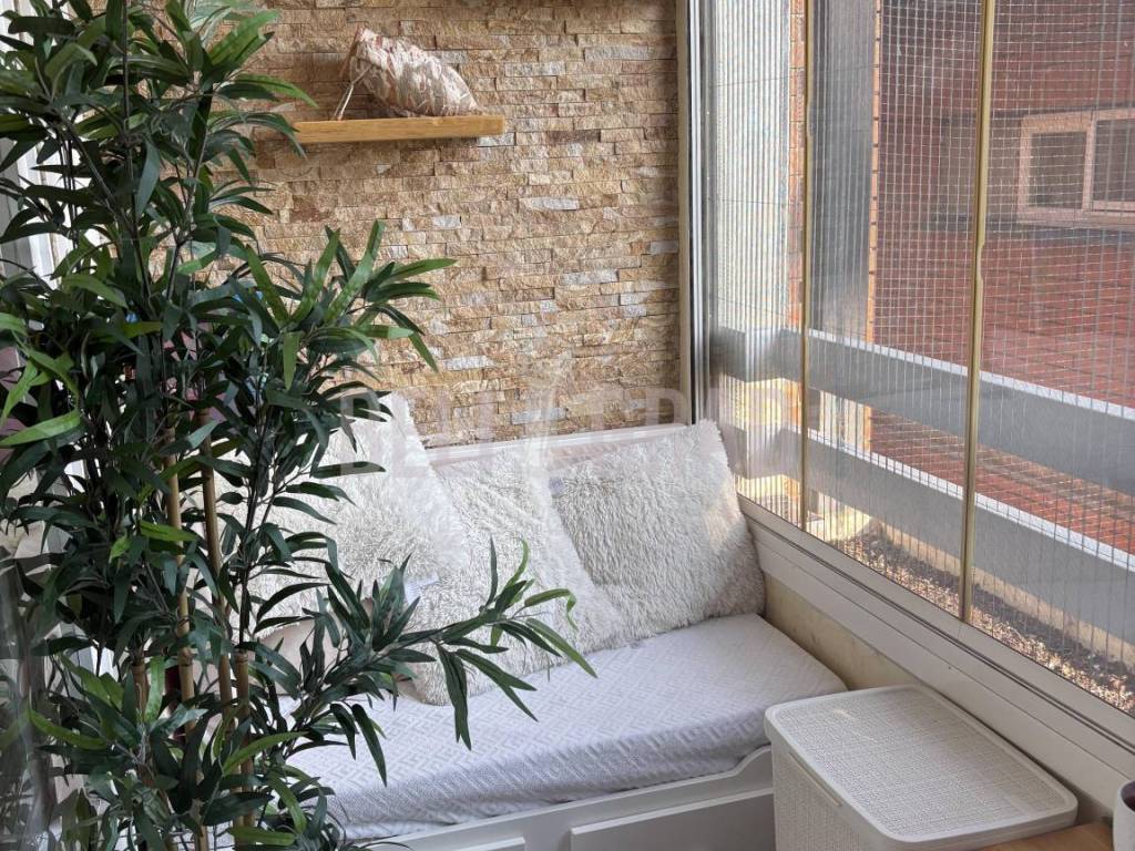 Trosobni stan Jovana Stojsavljevića, Altina - Galenika, Beograd