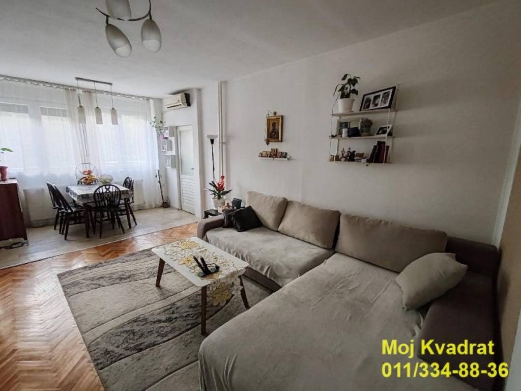Trosobni stan Deset avijatičara, Konjarnik, Beograd