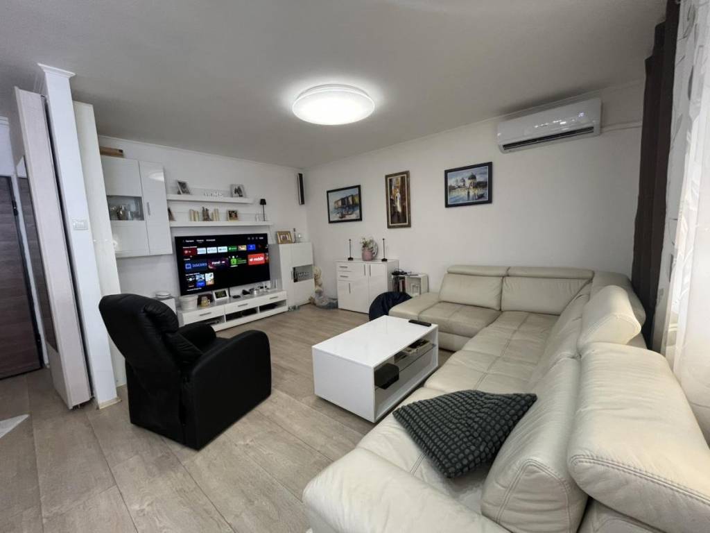 Trosobni stan u dobrom stanju, 15, Liman II, Novi Sad