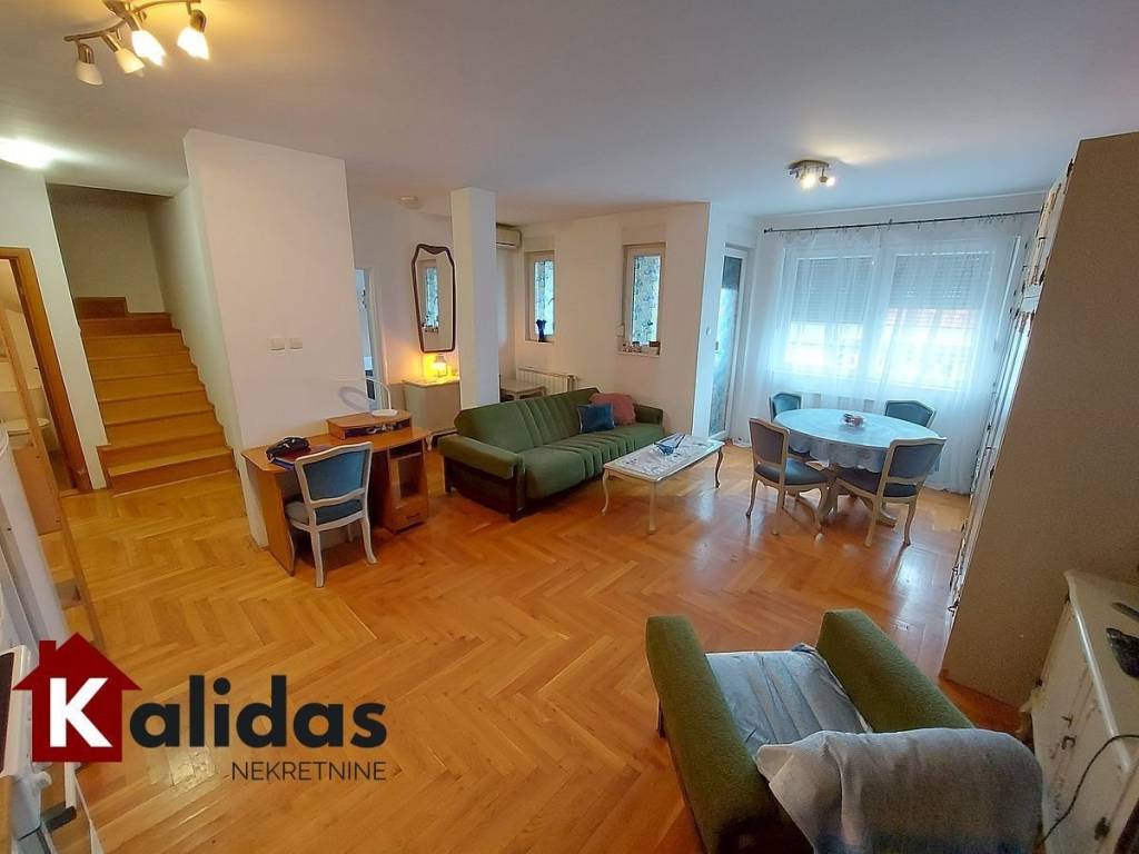 Trosobni stan peti sprat, Stari Telep, Novi Sad