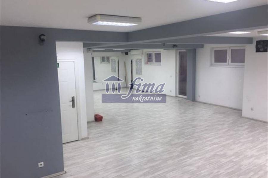 Trosobni stan Majke Angeline, Beograd
