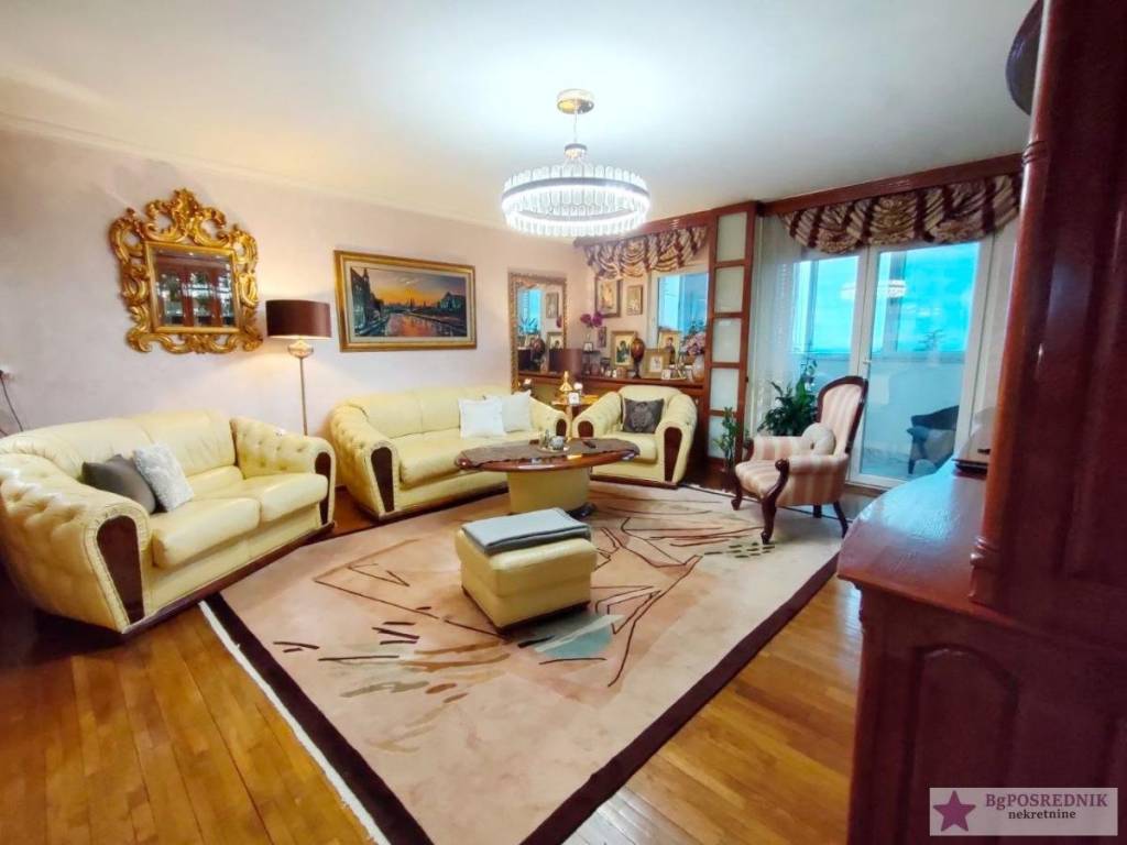 Trosobni stan Rajka od Rasine, Beograd