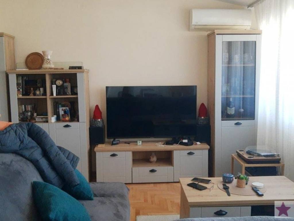 Trosobni stan Druge srpske armije, Beograd