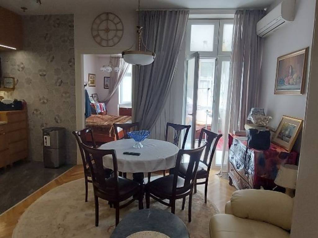 Trosobni stan Terazije, Centar - Skupština - Terazije, Beograd