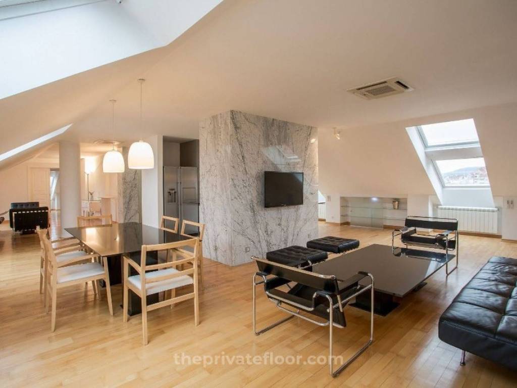 Trosobni stan Generala Bože Jankovića 27, Čair, Niš
