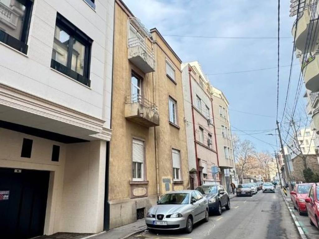 Četvorosobni stan Gradić Pejton, Hram, Krnješevci, Stara Pazova