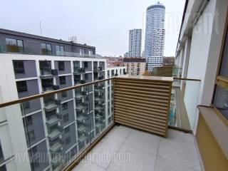 Trosobni stan sedmi sprat, Savamala, Beograd