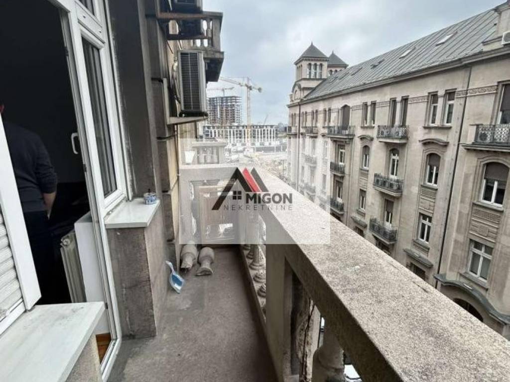 Trosobni stan Koče Popovića, Banovo Brdo, Beograd