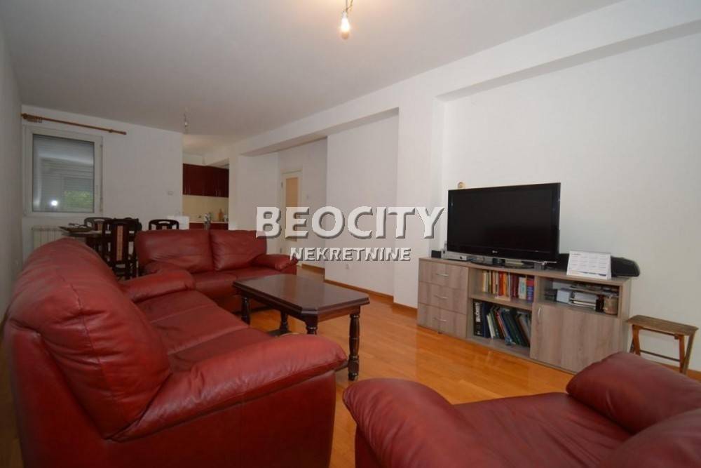 Trosobni stan Venizelosova, Dorćol, Beograd