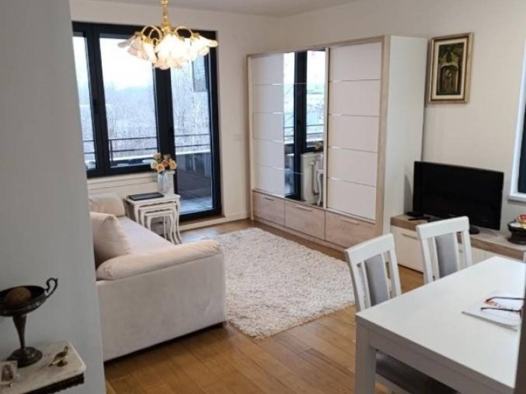 Dvosobni stan Jurija Gagarina, Savski kej, Beograd