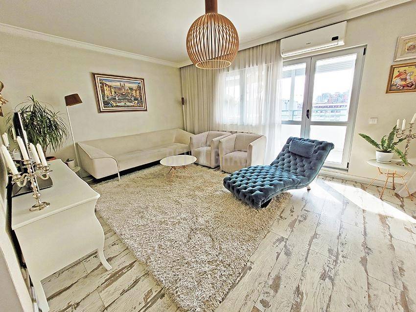 Trosobni stan Vojvode Stepe, Voždovačka crkva - FON - Saobraćajni fakultet, Beograd