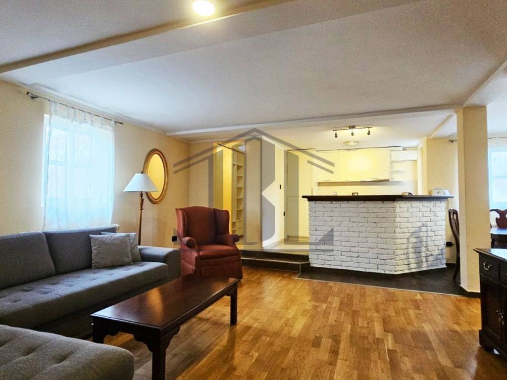 Trosobni stan drugi sprat, Centar - Skupština - Terazije, Beograd