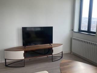 Trosobni stan u dobrom stanju, deveti sprat, Beograd na vodi - Palata pravde, Beograd