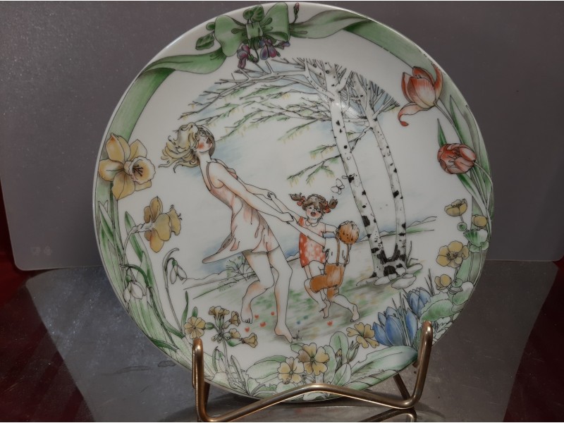 SELTMAN WEIDEN PROLEĆE VINTAŽ PORCELAN ZIDNI TANJIR 70'