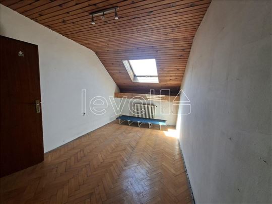 Stan,Novi Sad,Podbara,kv: 73.00