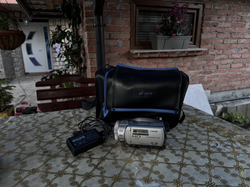 Sony HDR-UX1E Full HD Handycam Kamera + torba i adapter