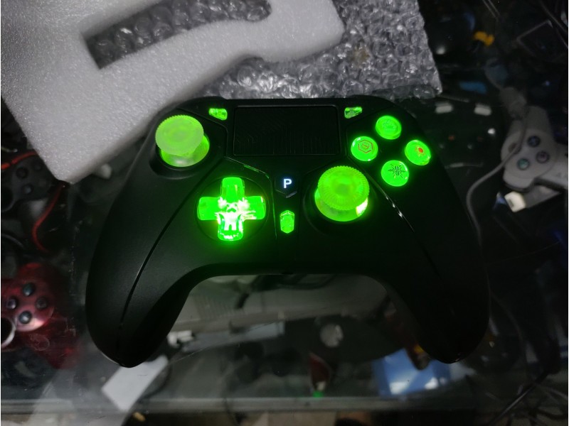 Sony PlayStation 4 joystick