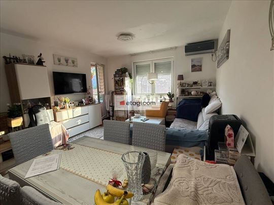 Moderan duplex kod Zvezdarske šume