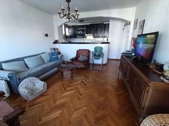 Botanička bašta,77m2,uknjizen,svi stambeni krediti