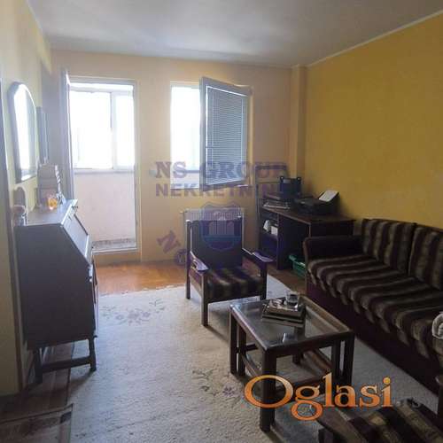 Izdaje se namešten jednoiposoban stan na Grbavici, površine 45m²