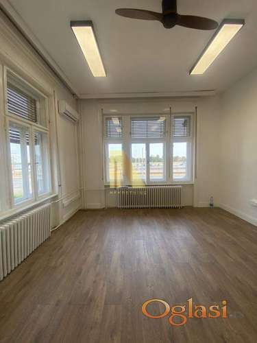 Poslovni prostor- Beogradski kej