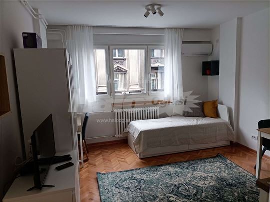 Garsonjera u Svetogorskoj