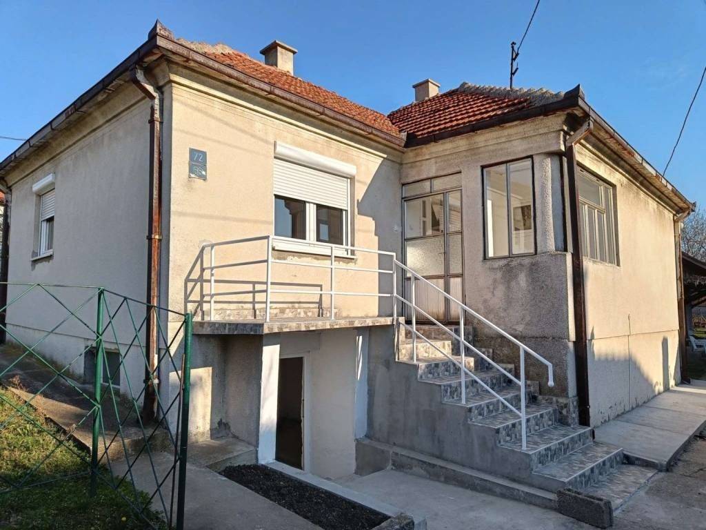 Samostalna porodična kuća 80 m², Požarevac