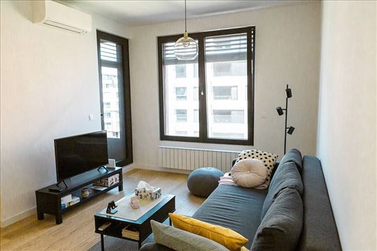 K District, 47m²,2.0, gar.mesto