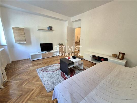 Banovo brdo | Pet friendly | 2.5 ID#3492