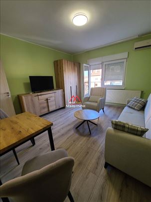 Renoviran jednoiposoban stan - 33m2 - Bul. Kralja