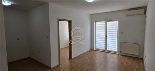 Izdavanje Stanova Novi Sad – Jednoiposoban Stan 35