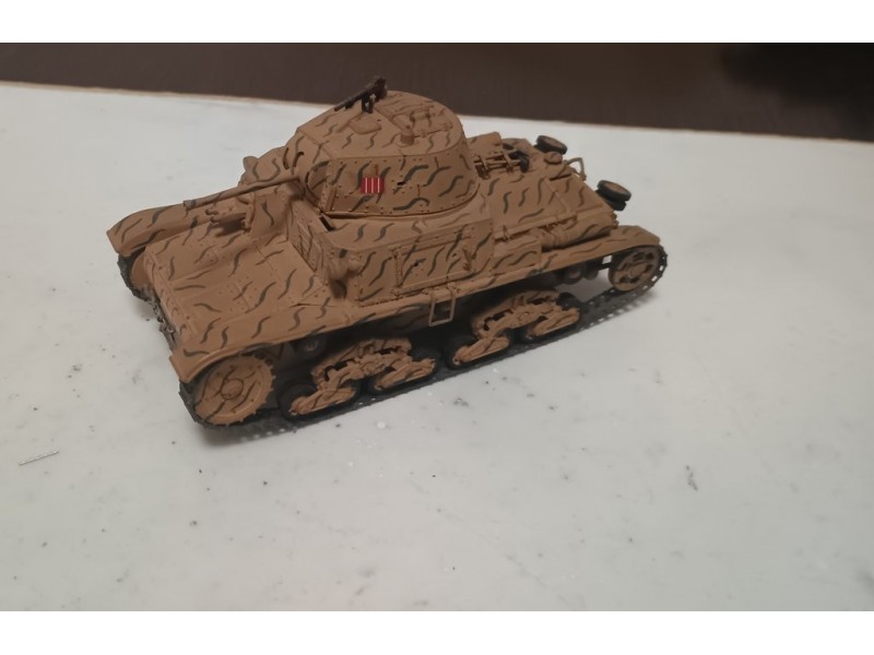 Gotova maketa tenka Carro Armato M13-40 razmera 1:35