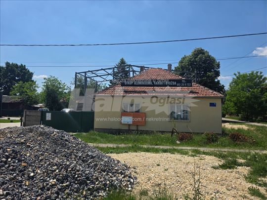 Kuća u Starčevu - izdavanje