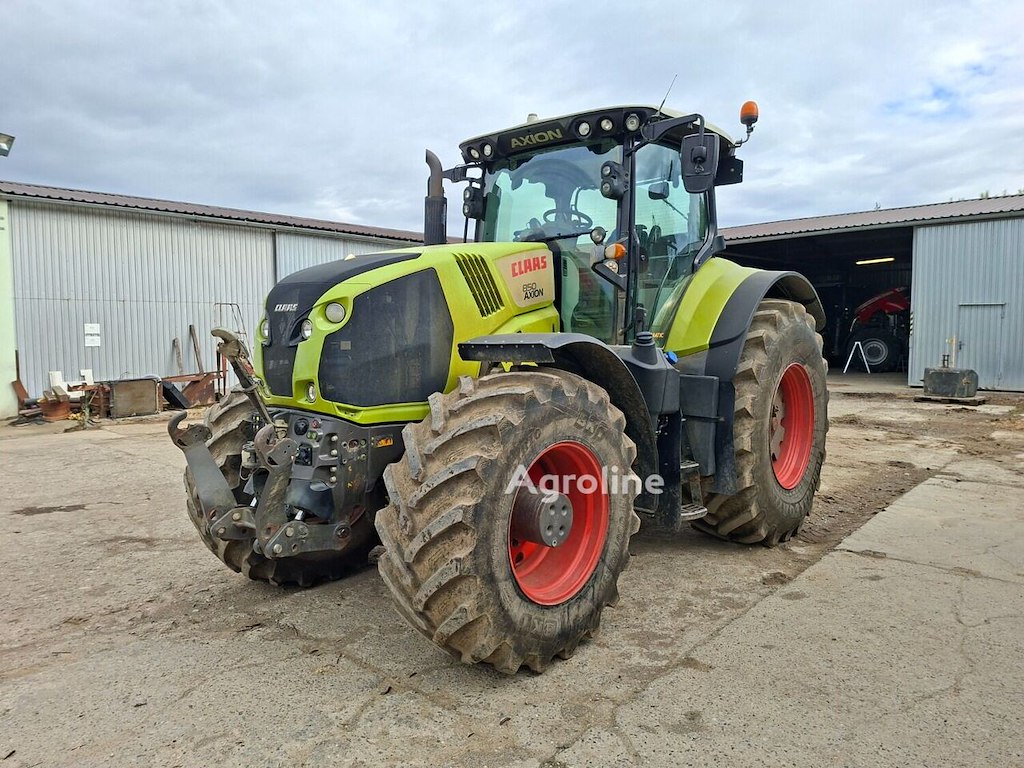Prodaje se Claas AXION 850 4X4 traktor točkaš na aukciji