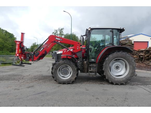 Prodaje se Massey Ferguson MF5710 traktor točkaš na aukciji