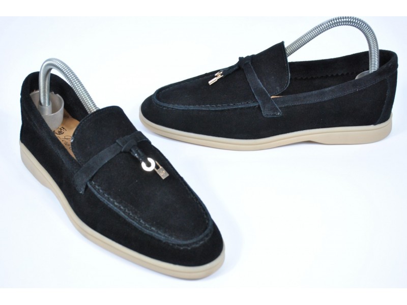 NOVE SKUPOCENE LORA PIANO-br.39