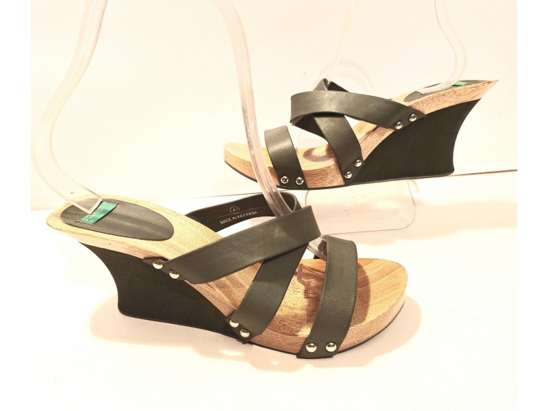 ,, BENETTON,, kao NOVE papuce br.41