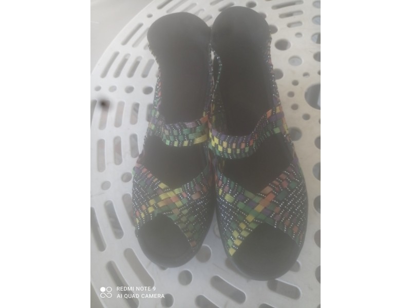 SKECHERS SANDALE BR 41 .