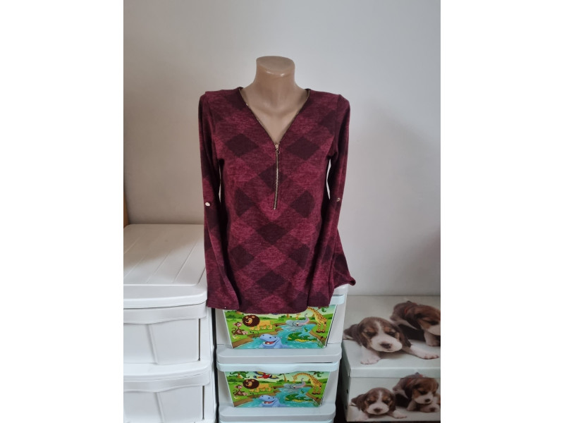 Colloseum bordo bluza M
